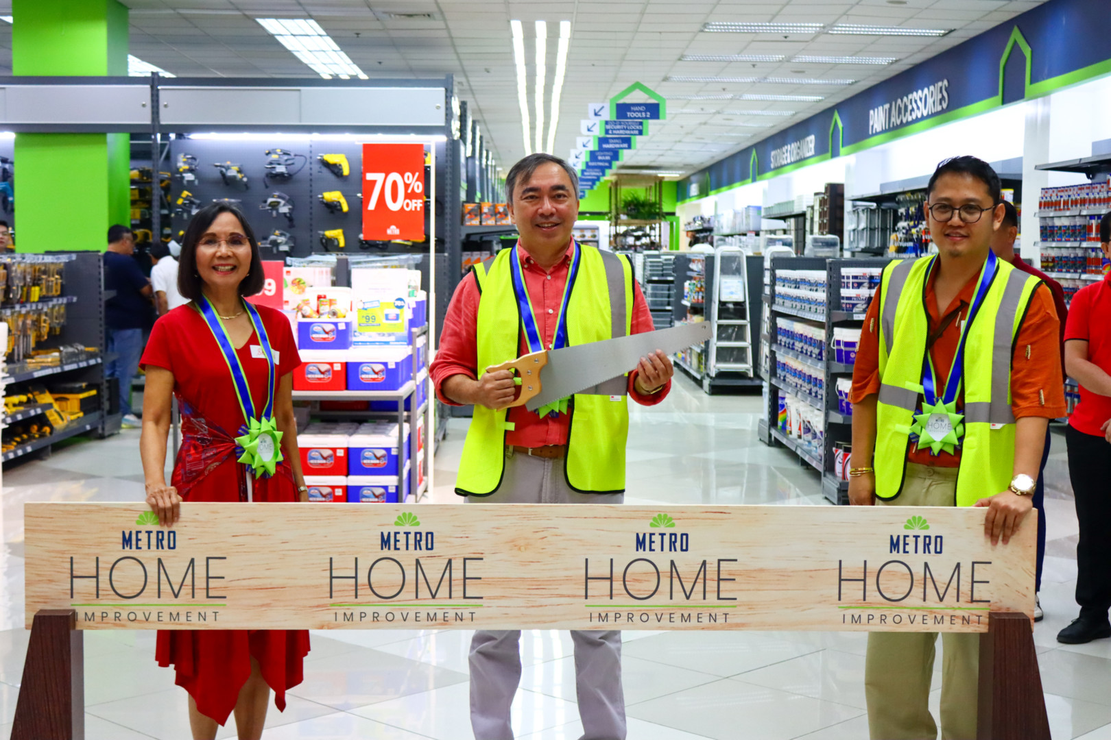 Another retailer enters the DIY mar... - diyinternational
