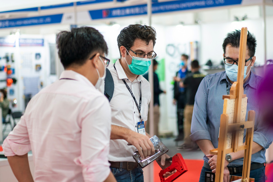 "The only hardware show worldwide t... - diyinternational