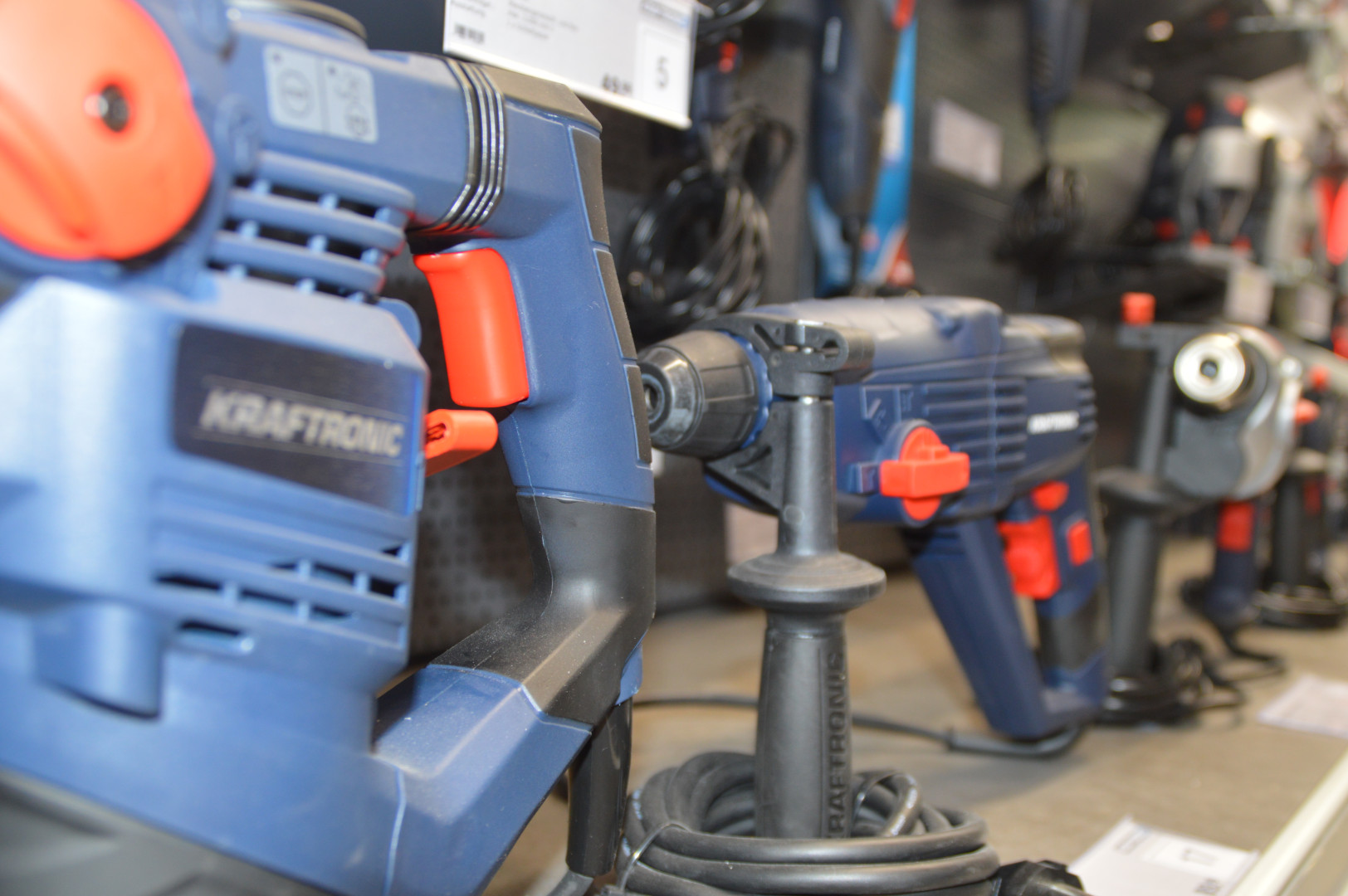 French equipment manufacturers incr... - diyinternational