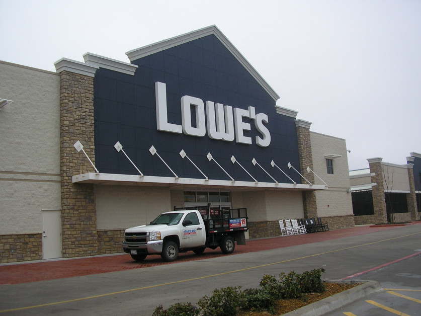 Lowe’s loses sales and closes 34 st... - diyinternational