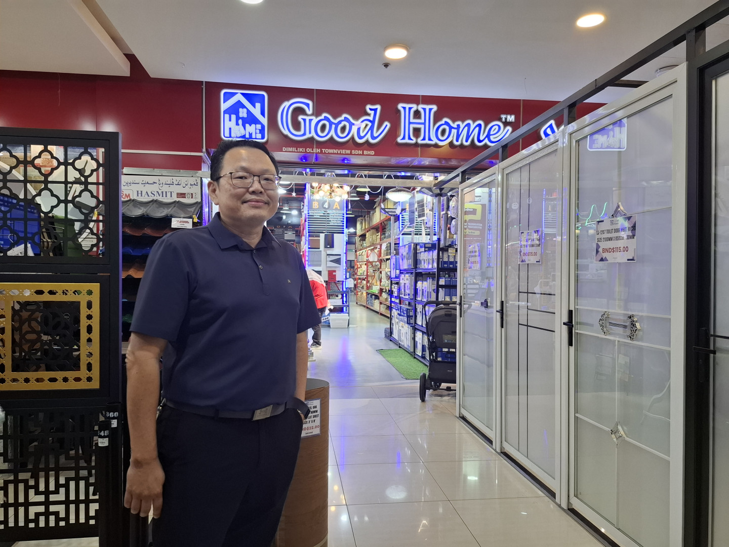 Fast facts about David Lau - diyinternational
