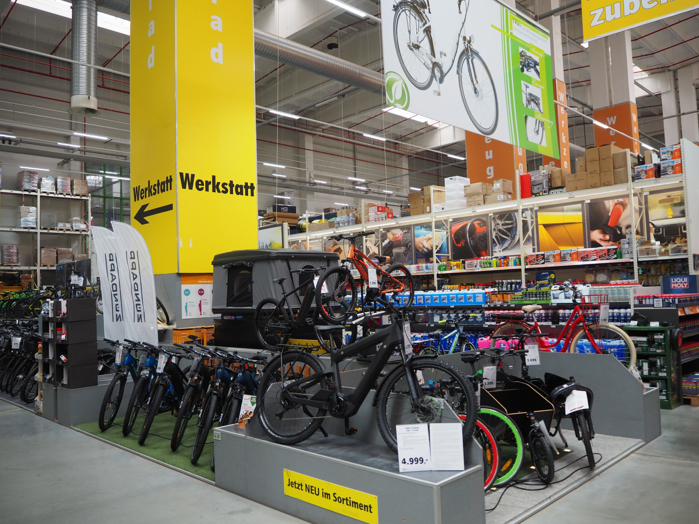 Berlin DIY store air - diyinternational