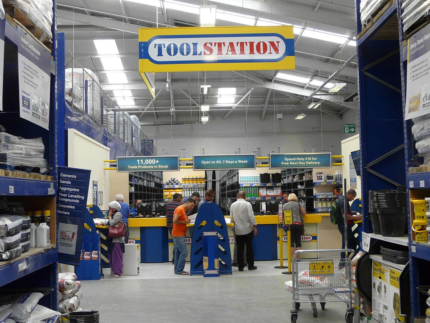 Toolstation like-for-like sales gro... - diyinternational