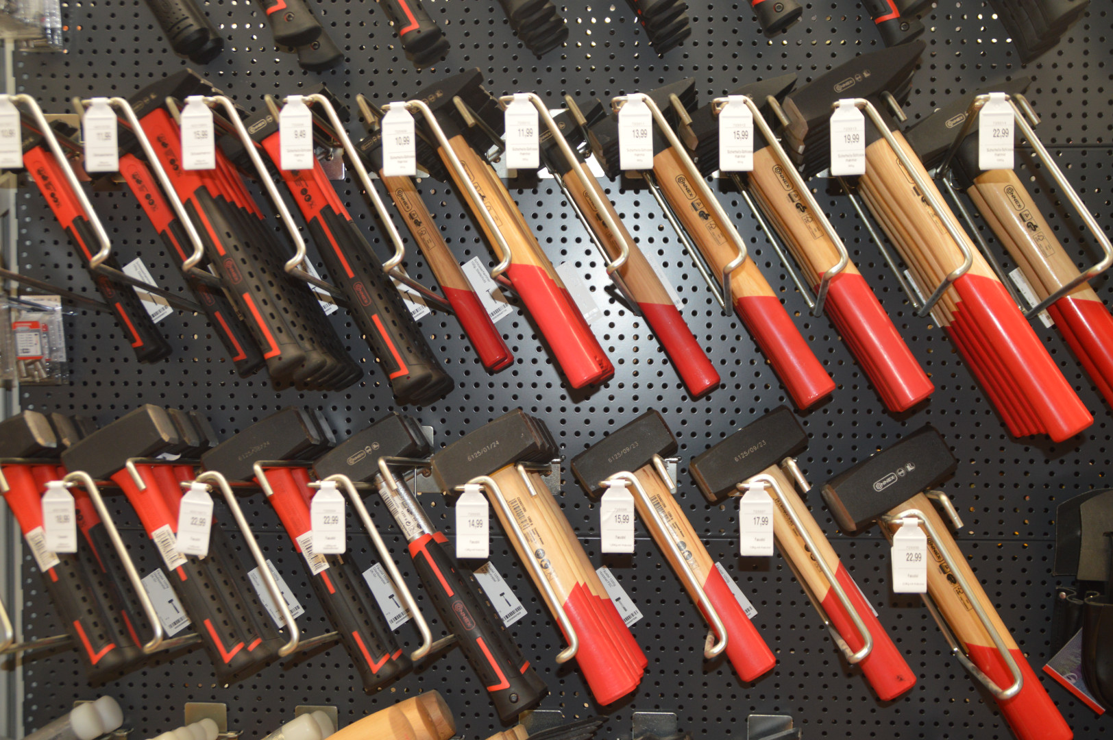German DIY trade slightly negative ... - diyinternational