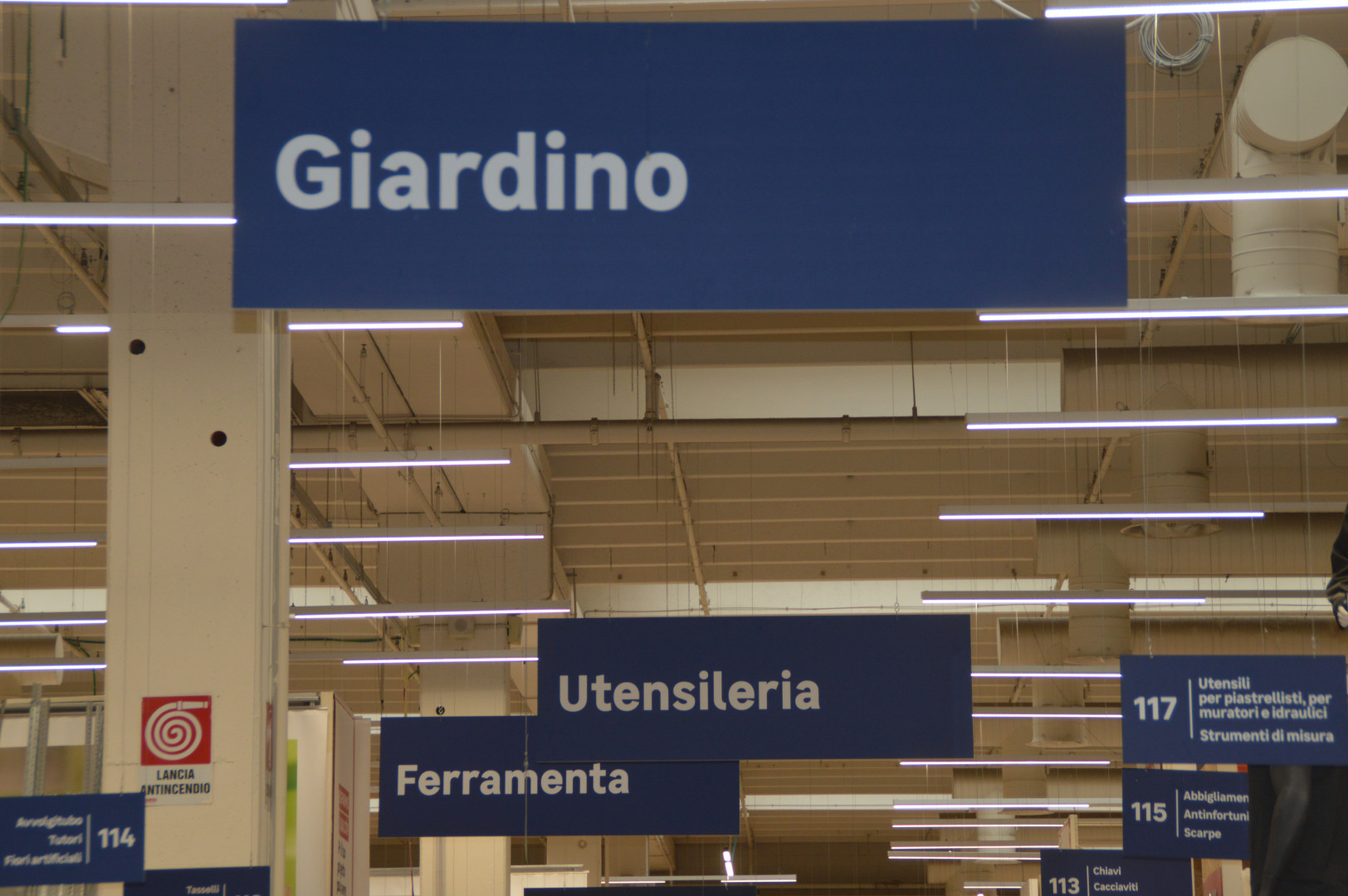 Italy’s DIY stores fall just short ... - diyinternational