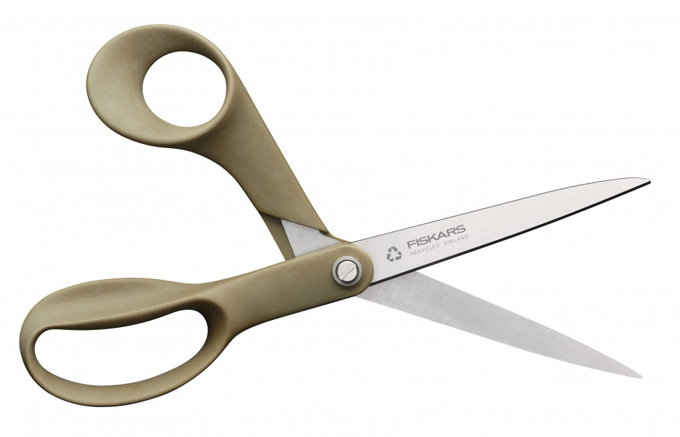 Recycled scissors and net-zero ener... - diyinternational