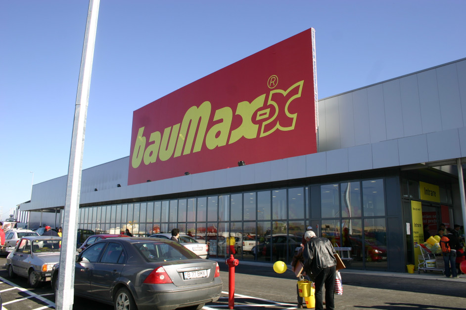 Adeo buys Baumax Romania - diyinternational