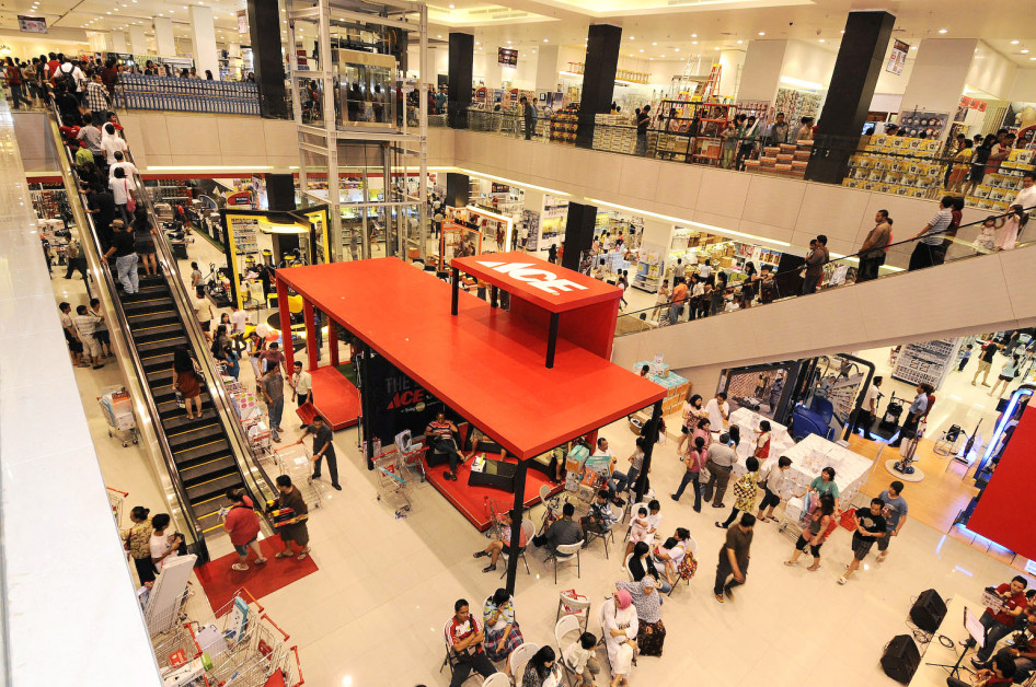 Hardware in the mall - diyinternational