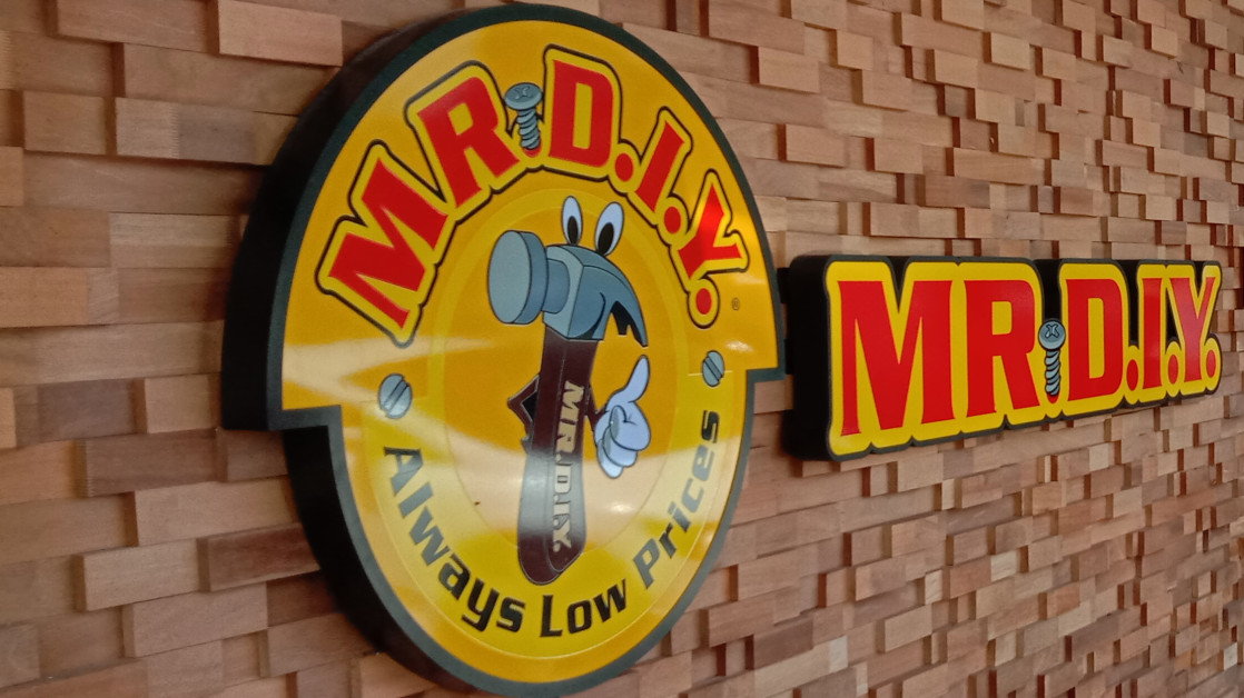 Mr. DIY wants to enter the Czech Re... - diyinternational