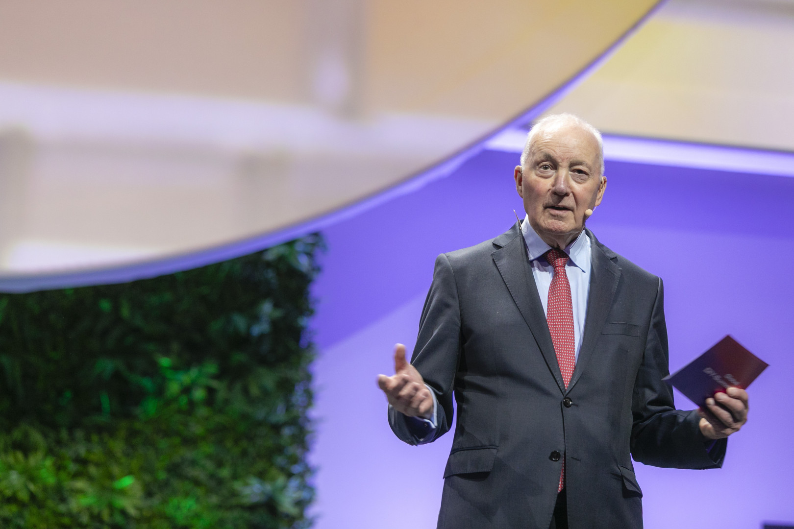 John Herbert to retire at the end o... - diyinternational