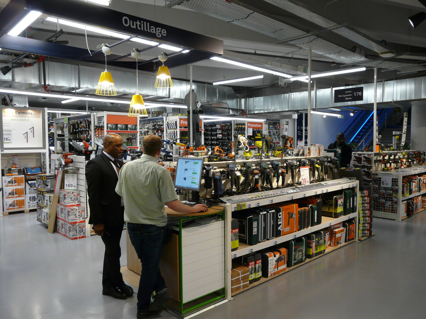 DIY power tools lose 6.6 per cent i... - diyinternational
